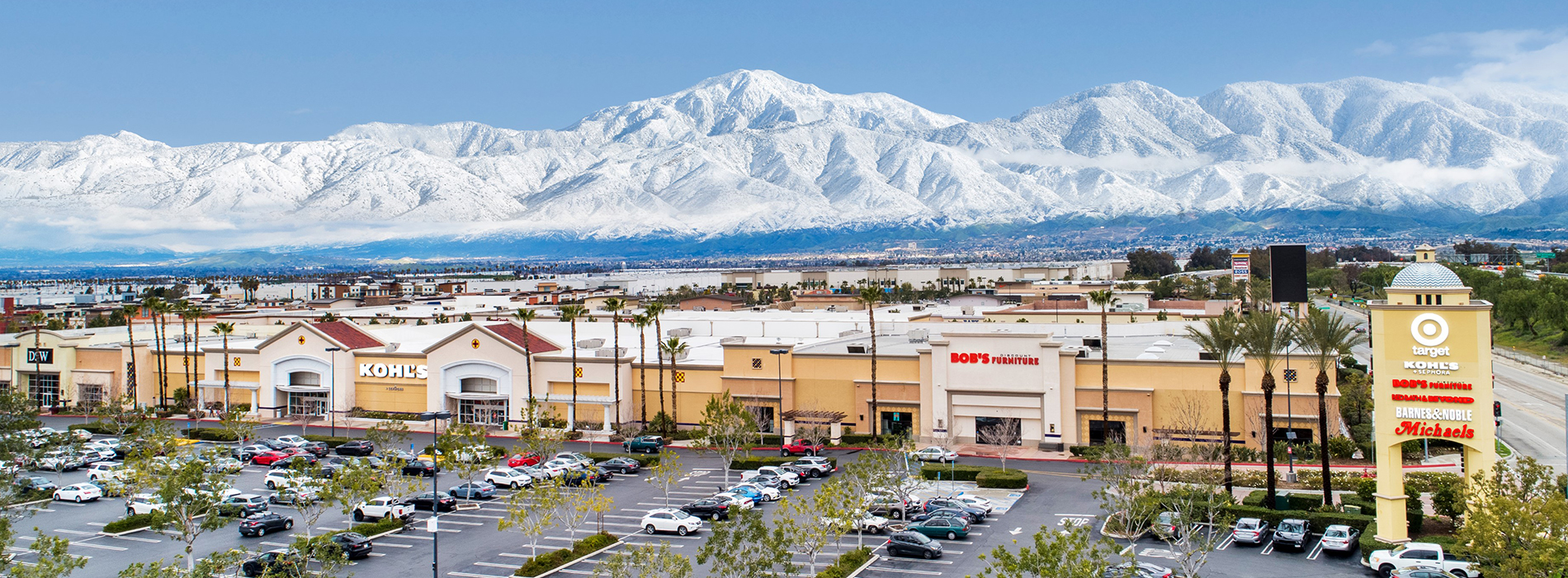 Citrus Plaza - Majestic Realty Co.